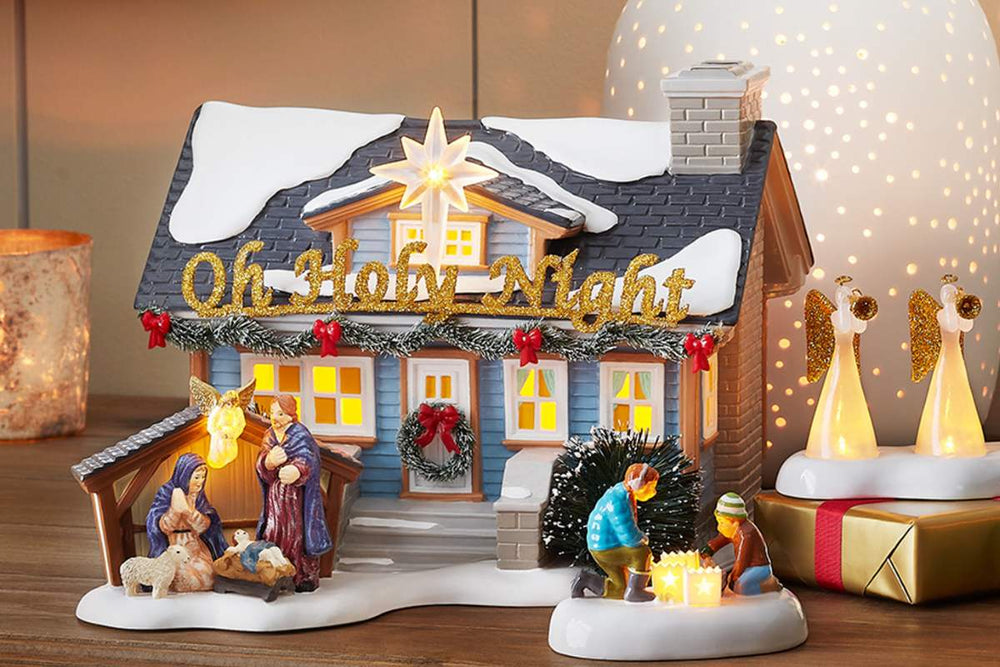 Modern Display: Your Premiere Seasonal Decor & Gifts