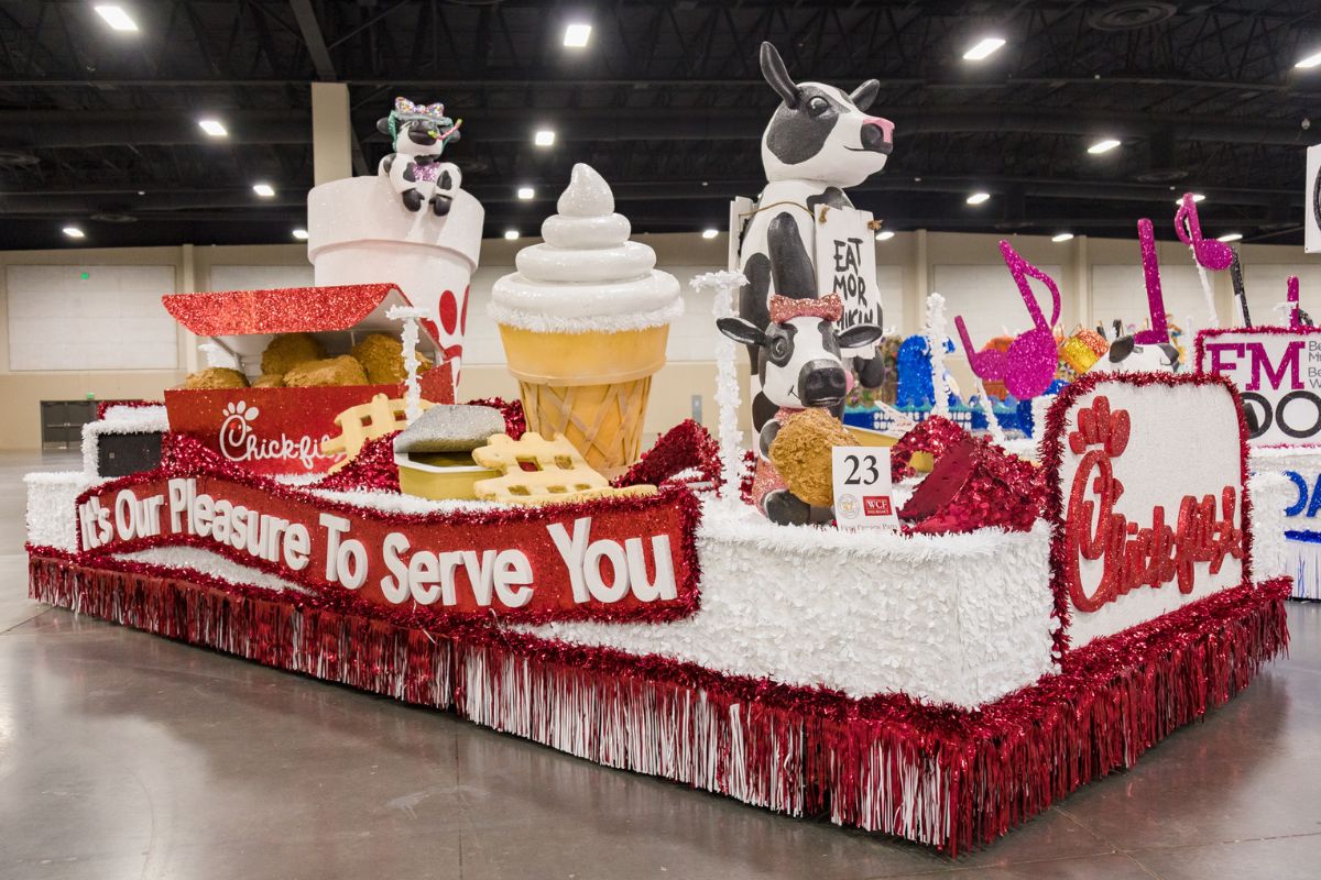Modern Display: Your Premiere Seasonal Decor & Gifts