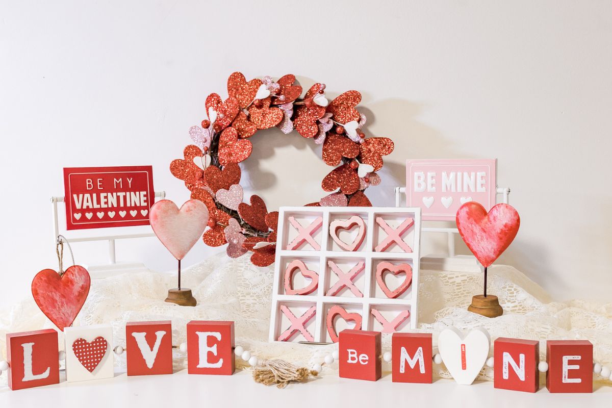 Modern Display: Your Premiere Seasonal Decor & Gifts